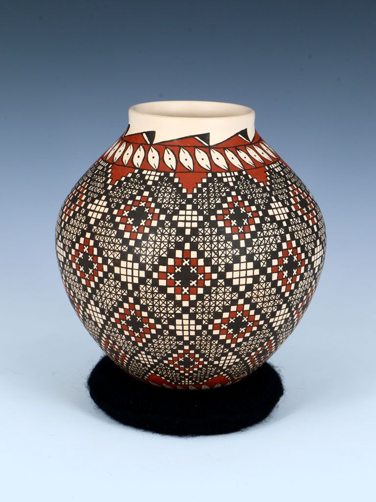 Native American Pottery | PuebloDirect.com