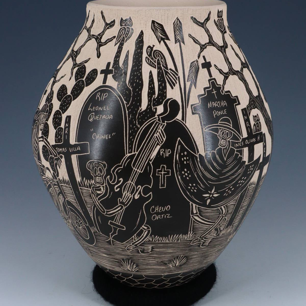 Mata Ortiz Hand Coiled Dia De Los Muertos Etched Pottery – PuebloDirect.com