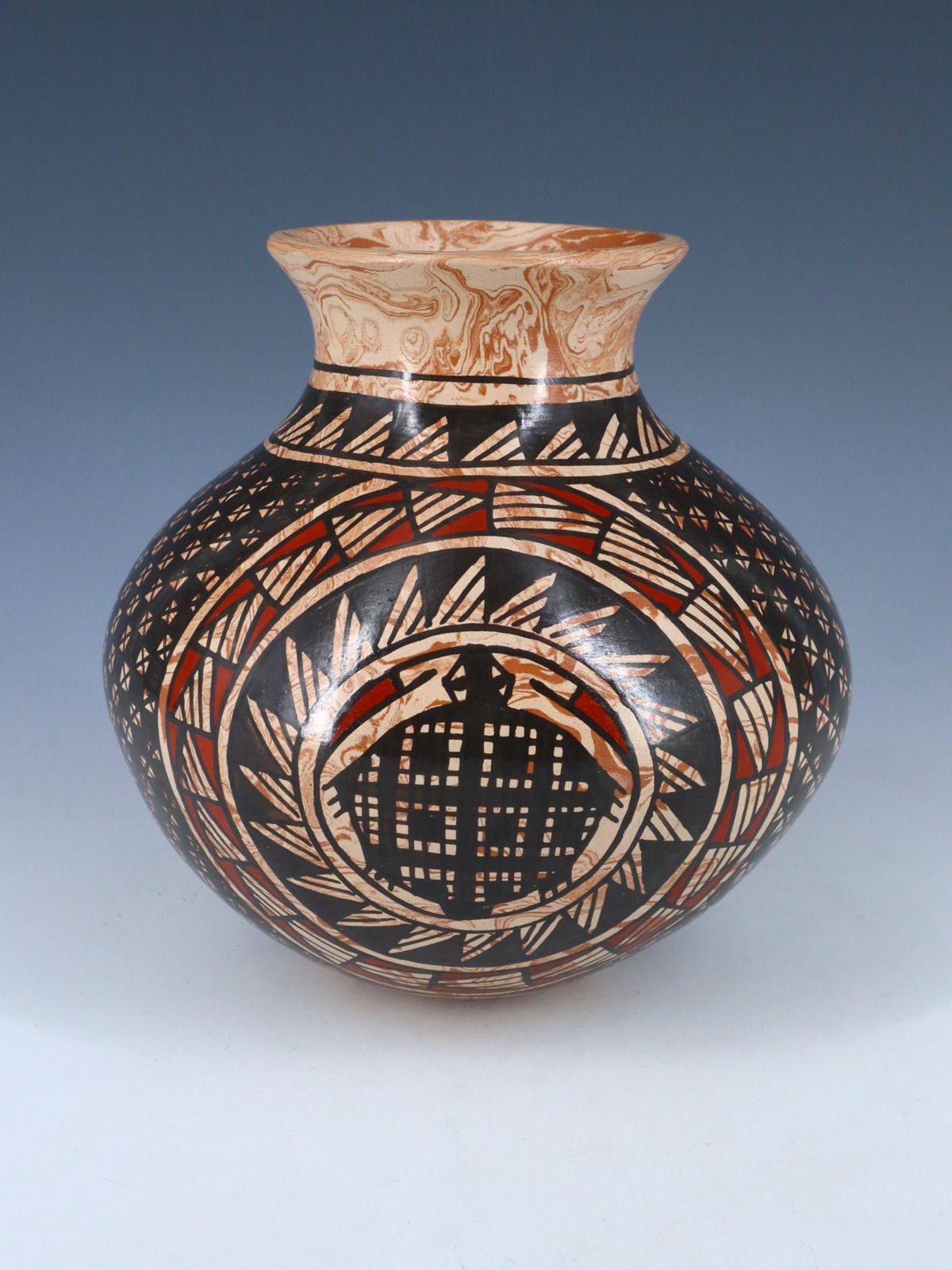 Mata Ortiz Hand Coiled Mezcla Clay Pottery Vase – PuebloDirect.com
