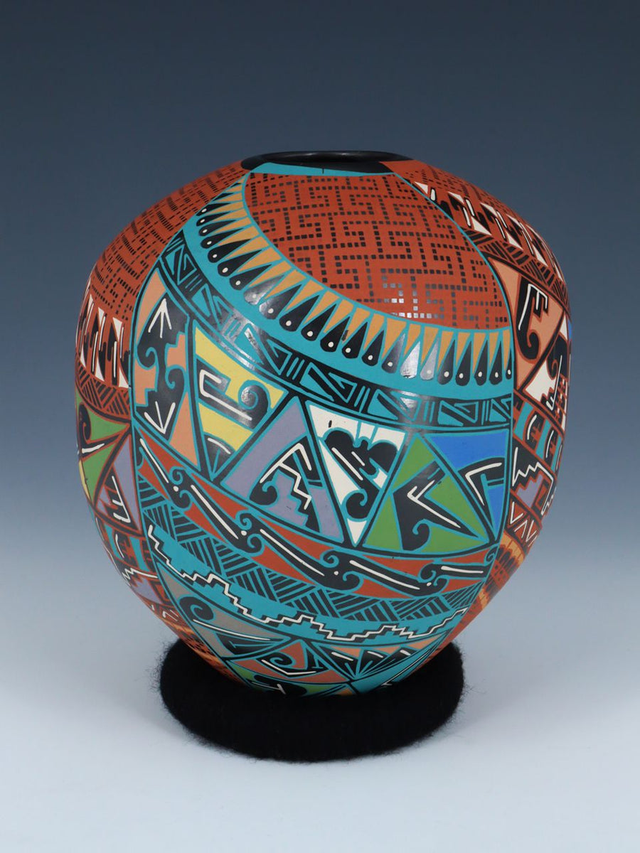 Mata Ortiz Pottery – PuebloDirect.com