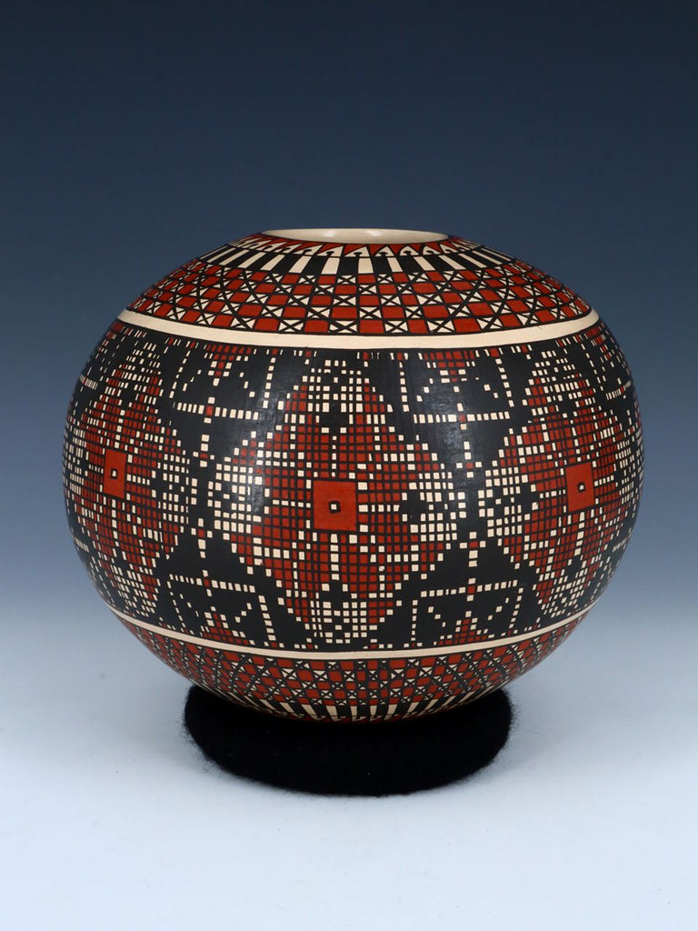 Mata Ortiz Pottery | PuebloDirect.com