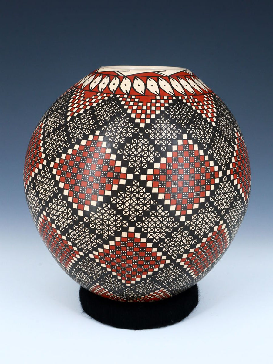 Mata Ortiz Pottery – PuebloDirect.com