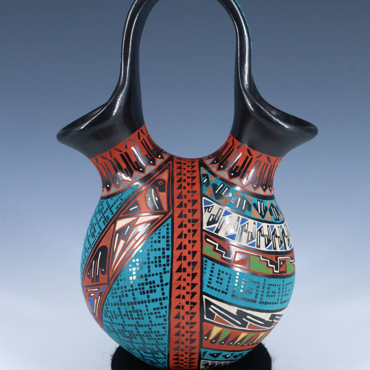 Mata Ortiz Hand Coiled and Painted Wedding Vase – PuebloDirect.com