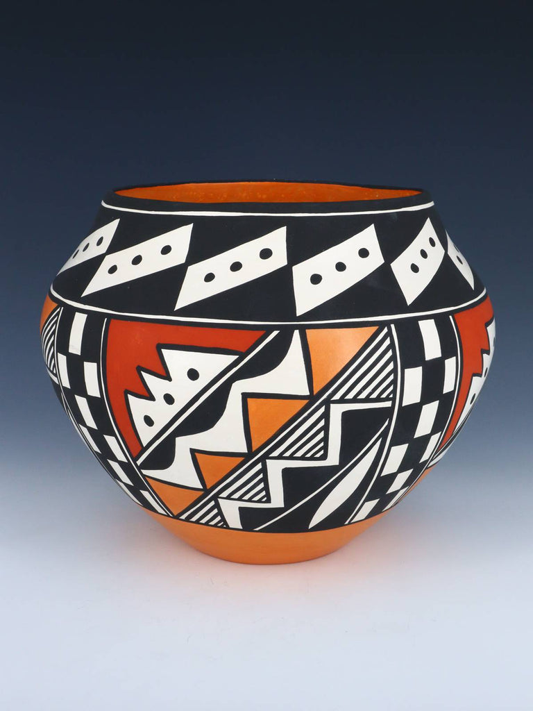 Native American Pottery | PuebloDirect.com