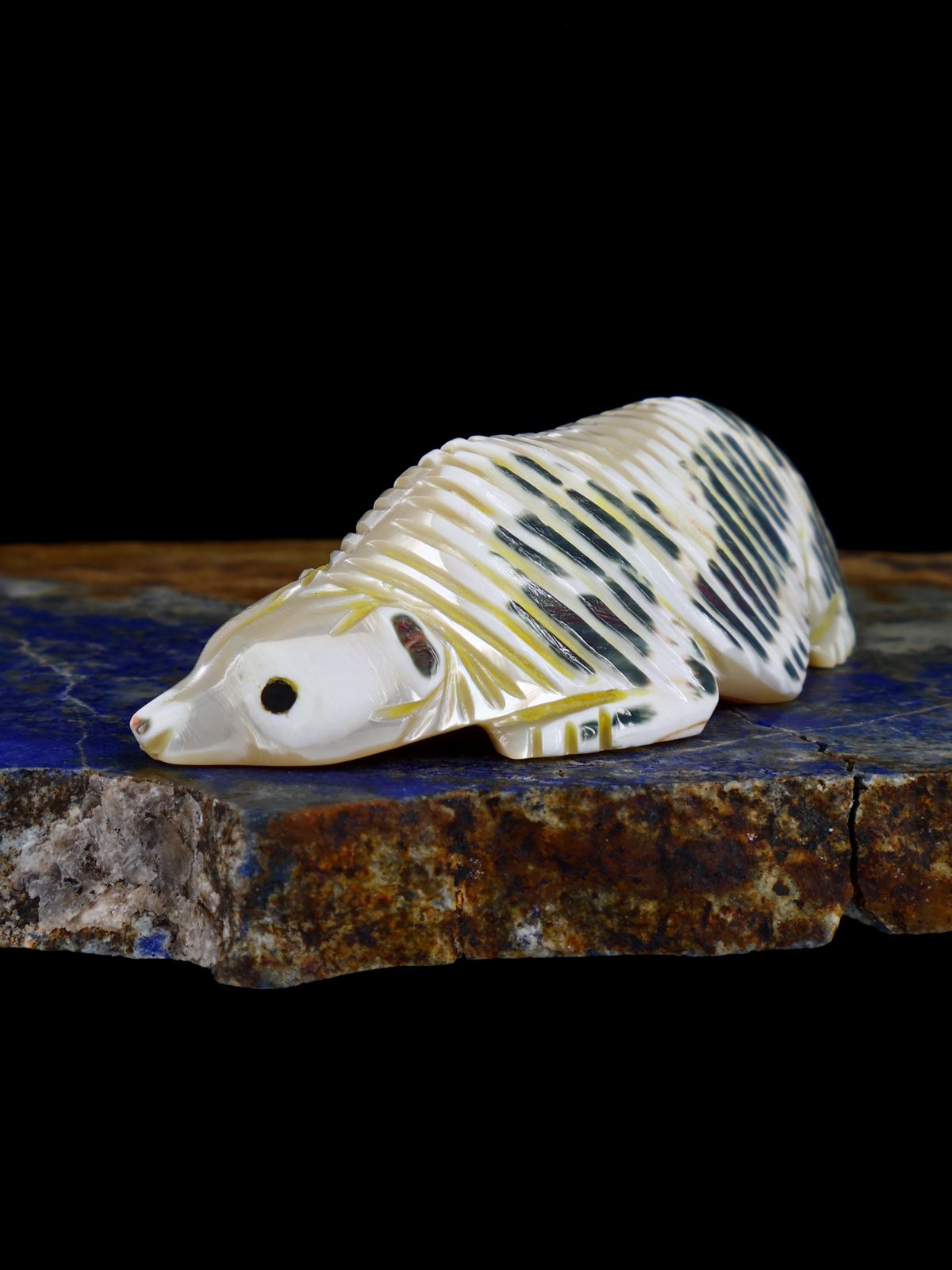 Shell Badger Navajo Carving – PuebloDirect.com